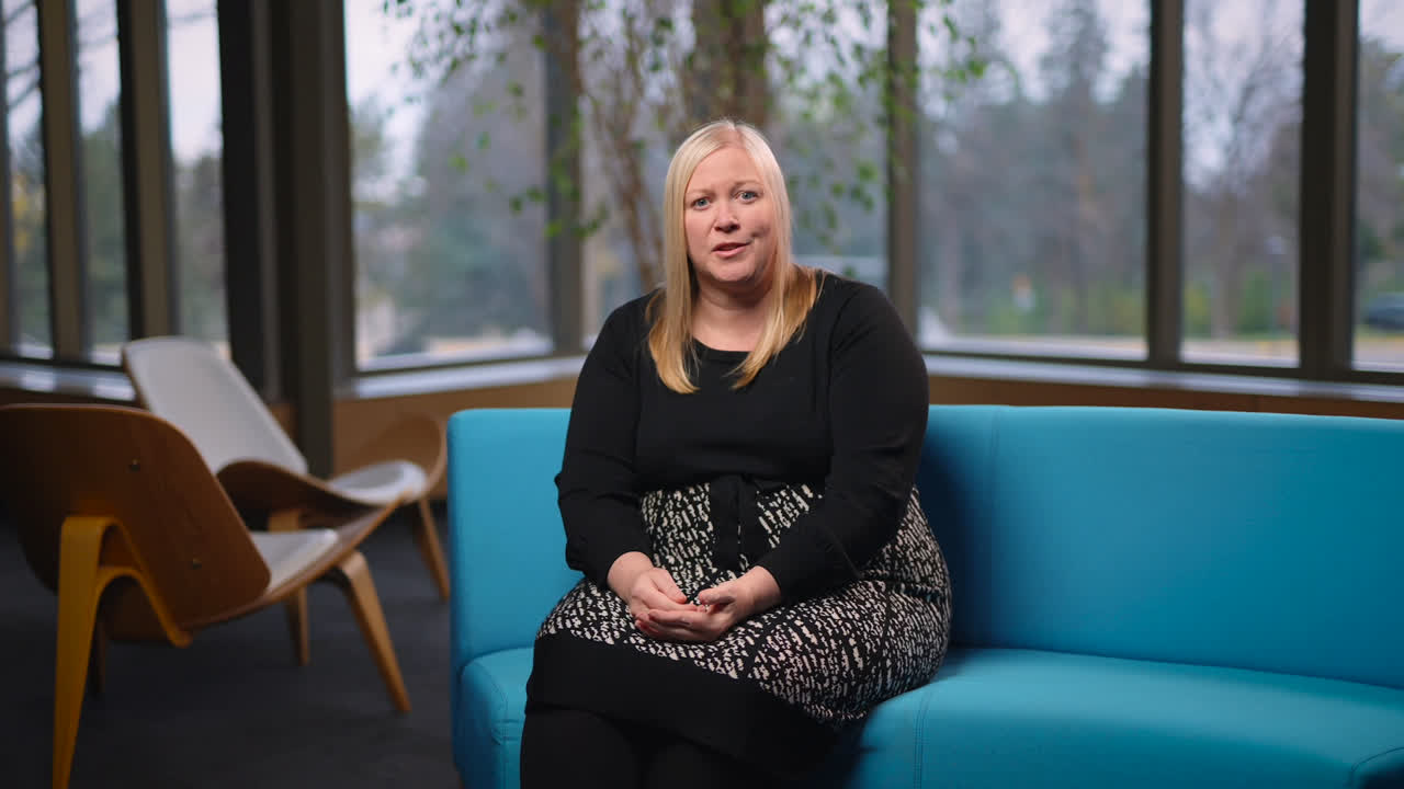 St. Olaf College — Alumni Awards - Sarah Hutto ’01